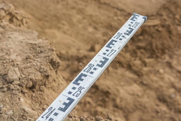 When Would You Use A Dumpy Level Survey? - Smyth Surveyors, Inc.